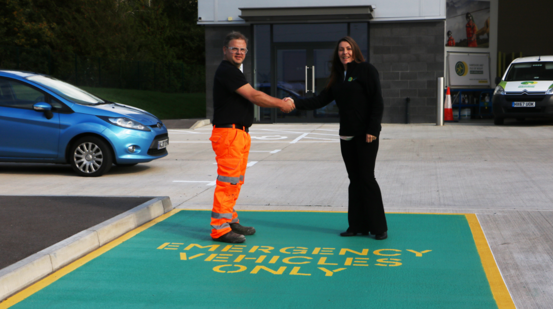 High Visibility Markings For Emergency Vehicle Parking – Meon-UK