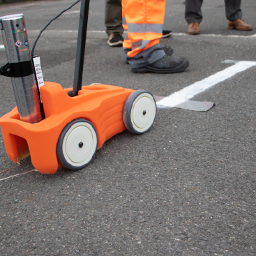 Aerosol Line Marking Paint | Soppec Tracing Pro 750ml | Meon UK – Meon-UK