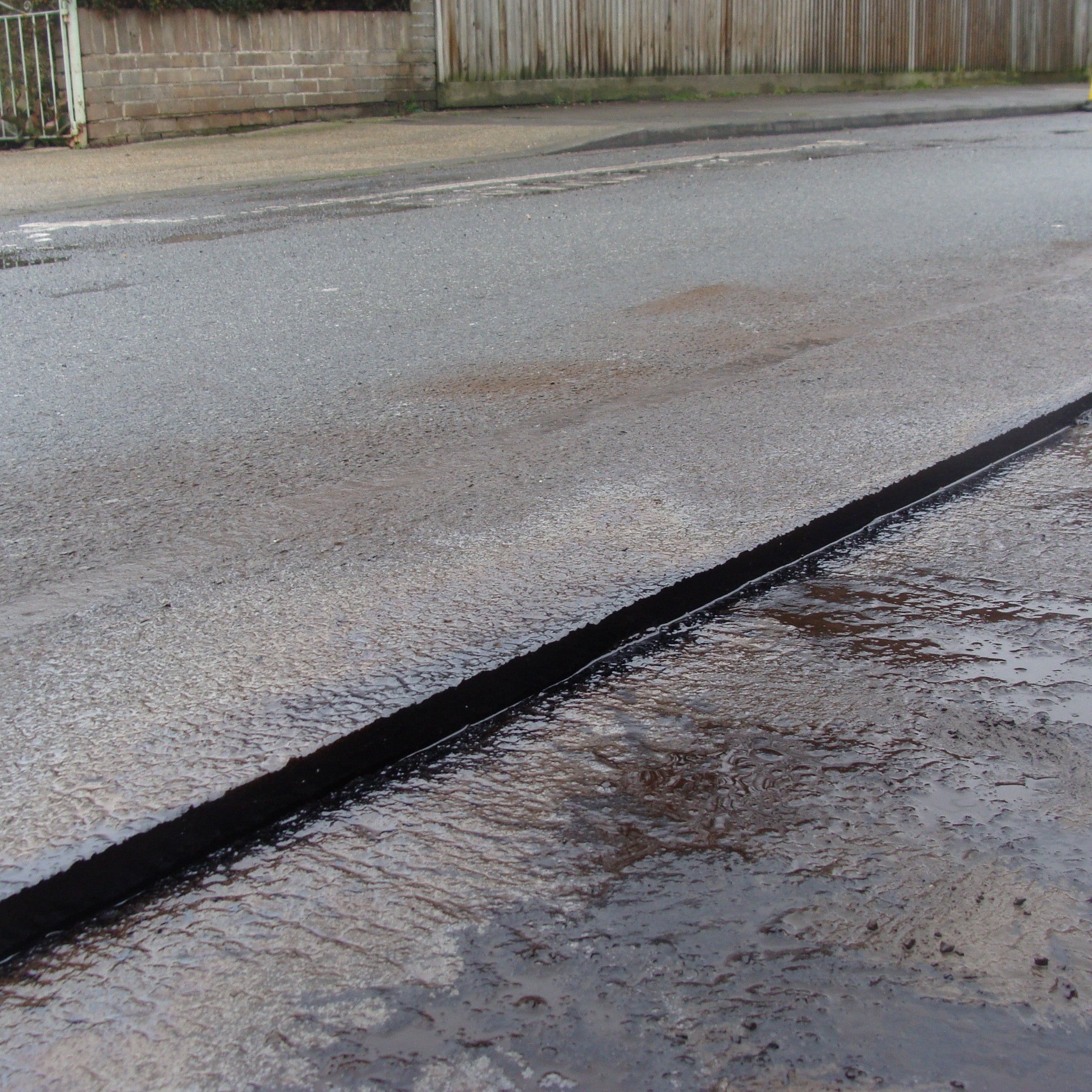 Bitumen Surface & Edge Sealants – Meon-UK