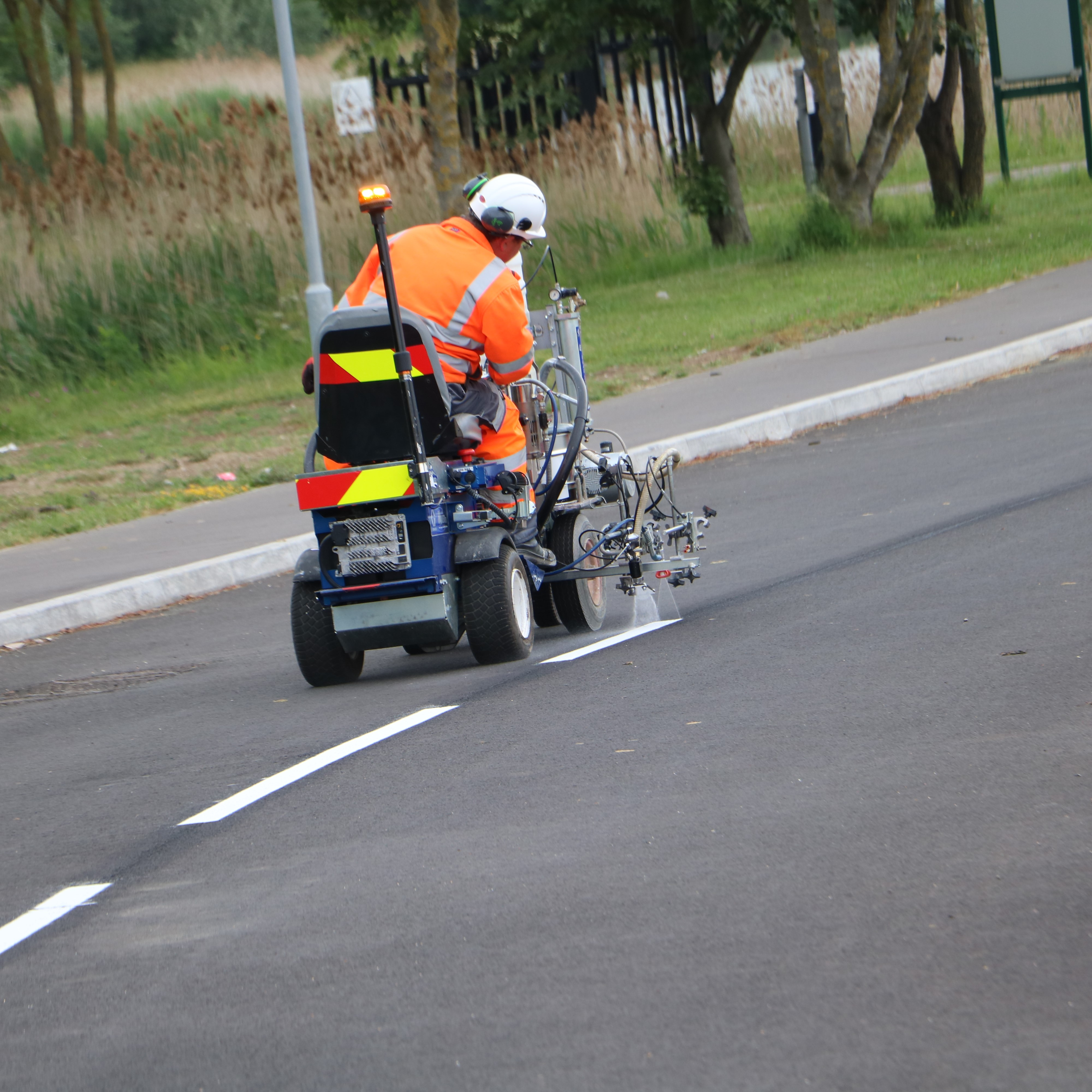 Line Marking Paint | Highway Paint | Meon Ltd – Meon-UK