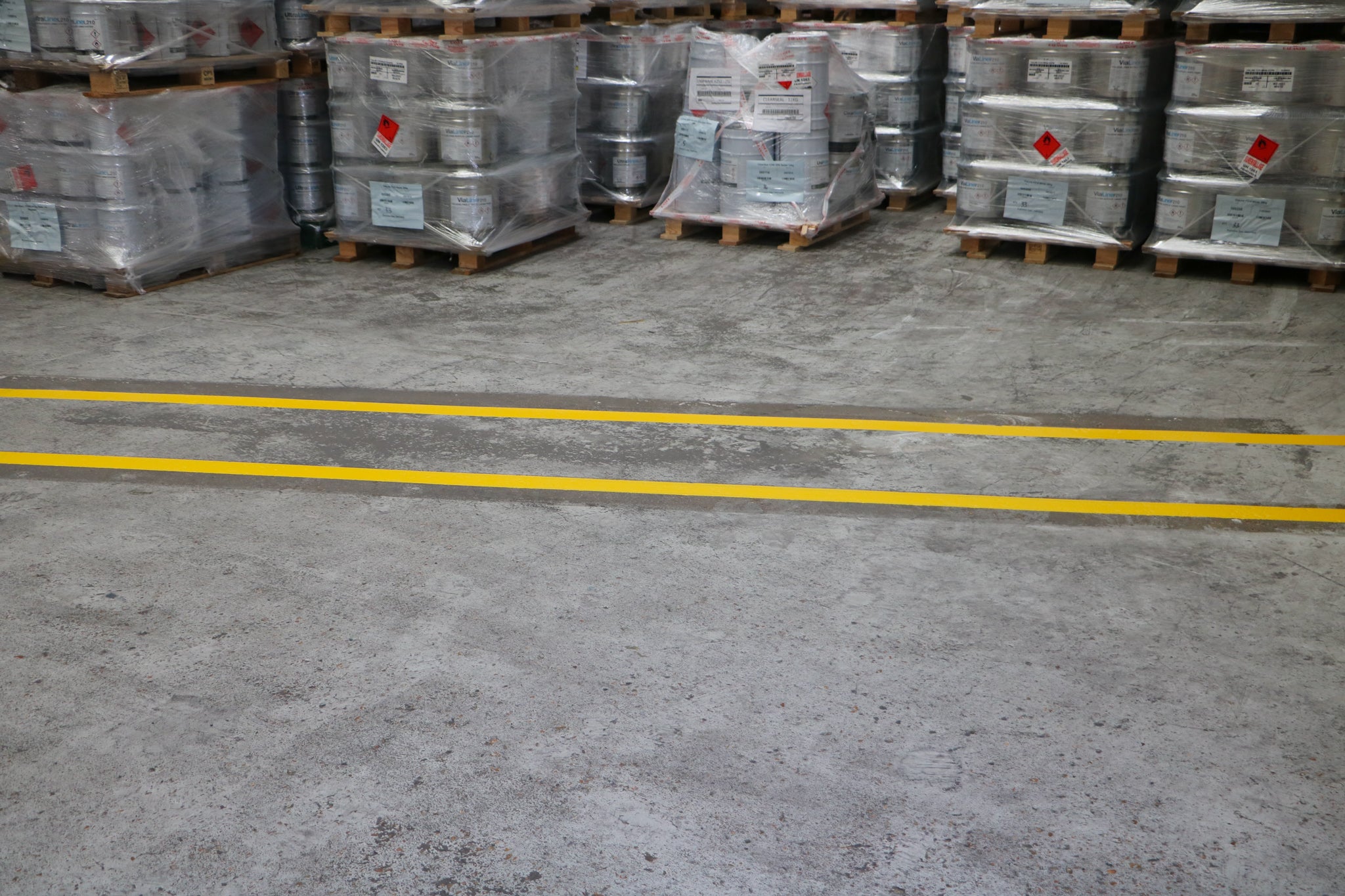 Spectrum HYBRID FloorLine F212 Internal Acrylic Line Marking Paint ...